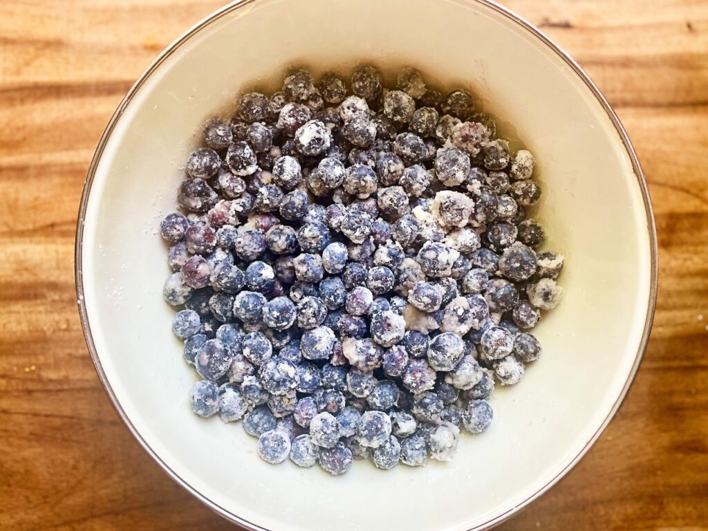 Classic Blueberry Pie (Using Fresh or Frozen Blueberries) - The Pickled ...